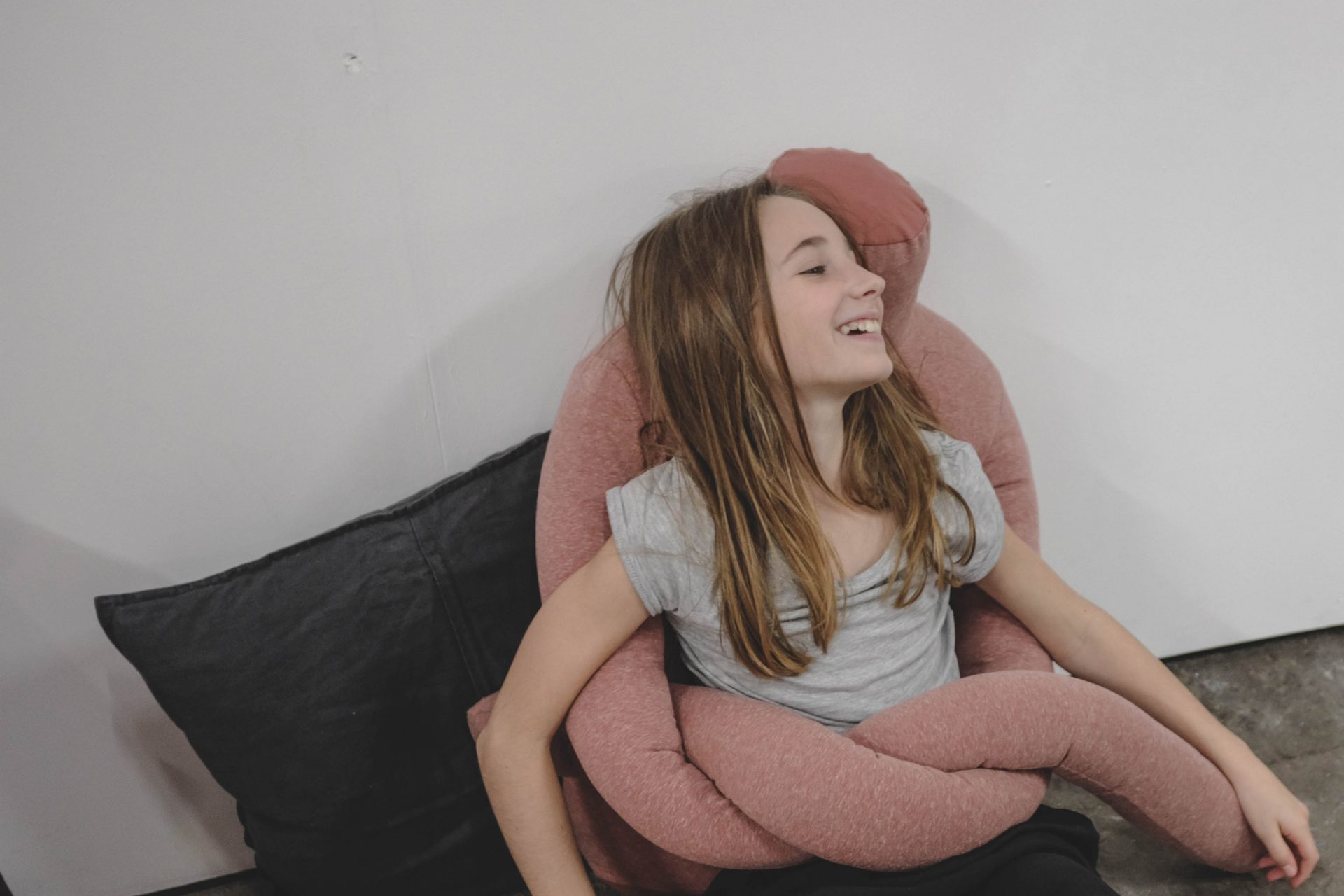 Headless human-shaped pillow by Aseptic Studio designed to reduce urban ...